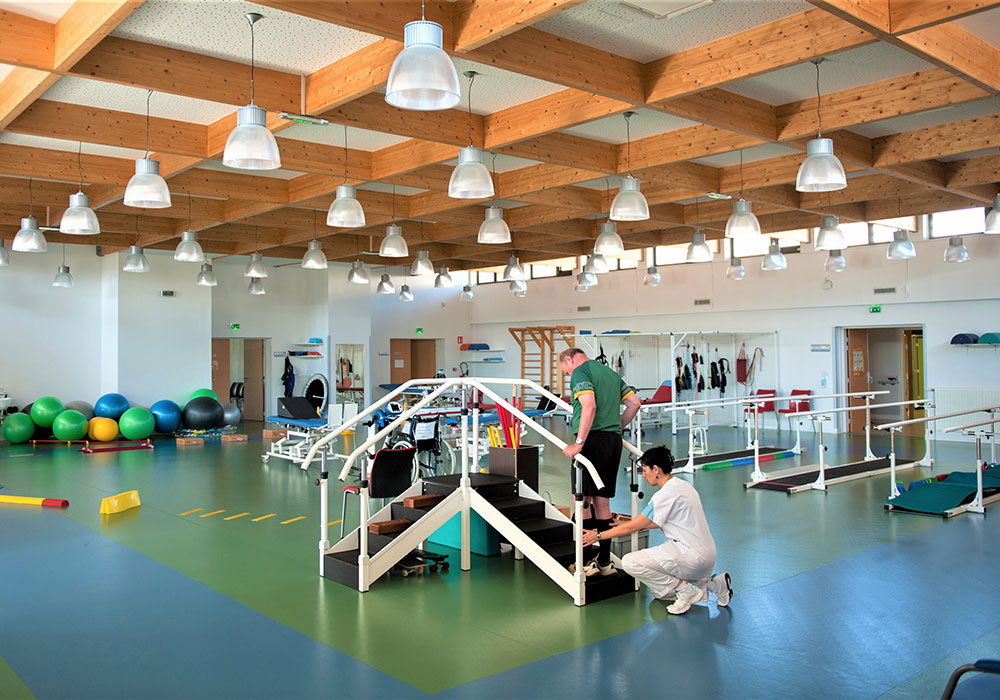 Établissement pour la rééducation et les soins de suite en Sarthe